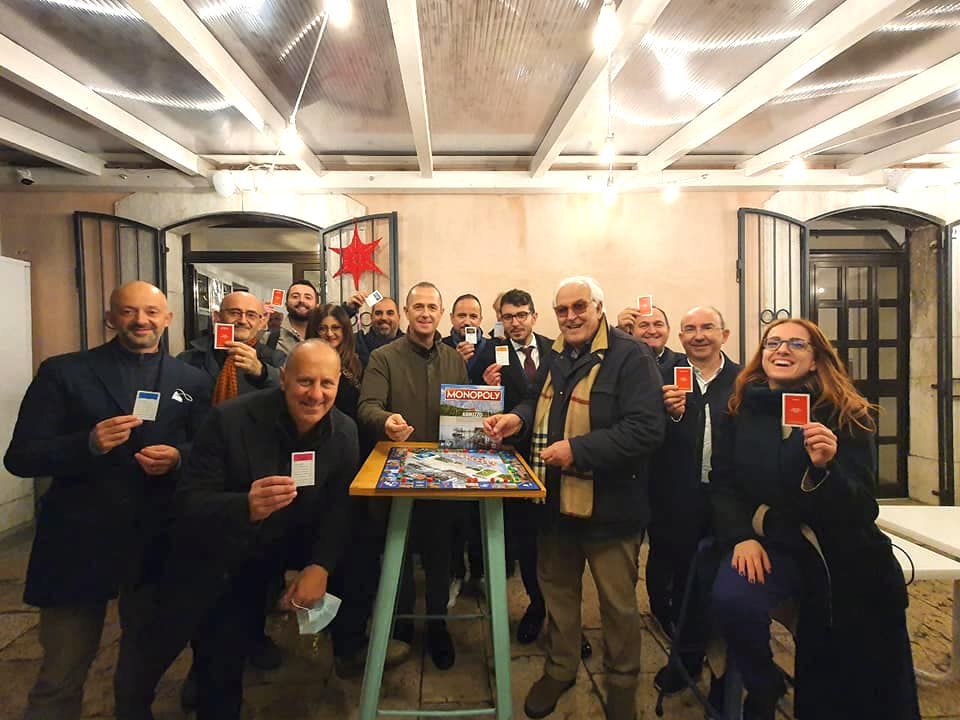 Monopoly, edizione speciale del gioco dedicata ai borghi più belli d ... Monopoly, edizione speciale del gioco dedicata ai borghi più belli d ...